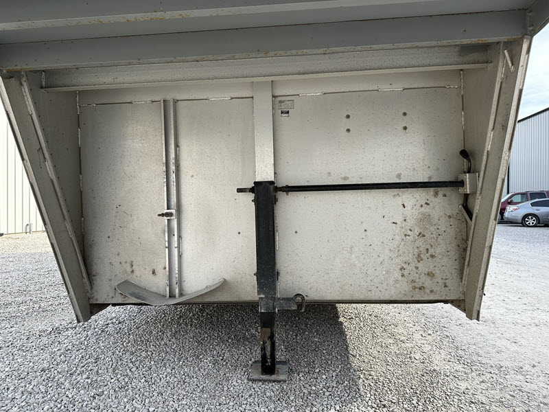 Salvage 2003 Exiss Aluminum Horse Trailer | X2 BUILDERS