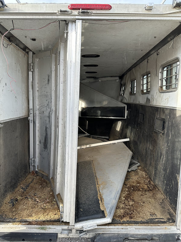 Salvage 2003 Exiss Aluminum Horse Trailer | X2 BUILDERS