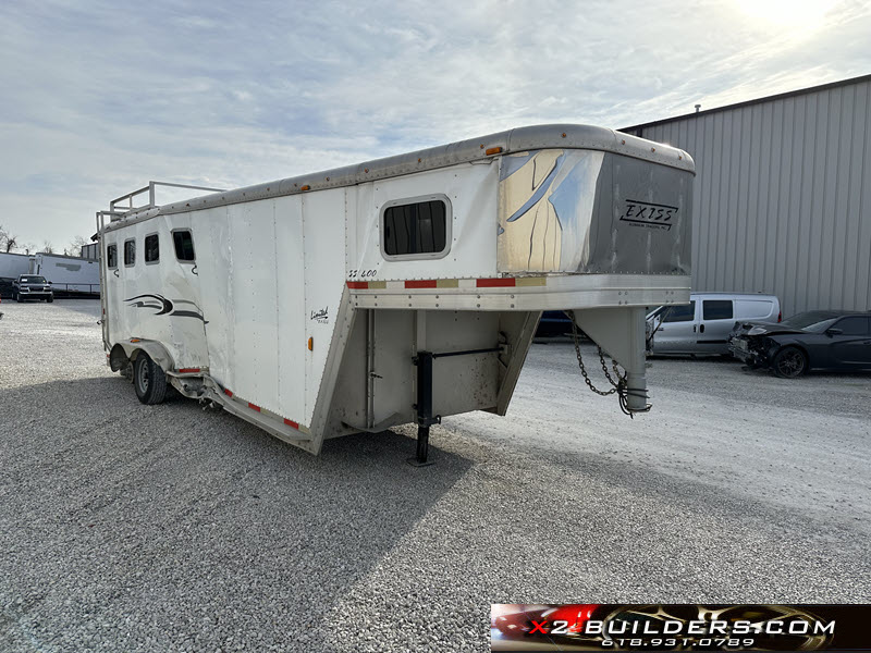 Salvage 2003 Exiss Aluminum Horse Trailer | X2 BUILDERS