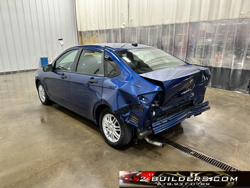 Salvage 2009 Ford Focus SE | X2 BUILDERS