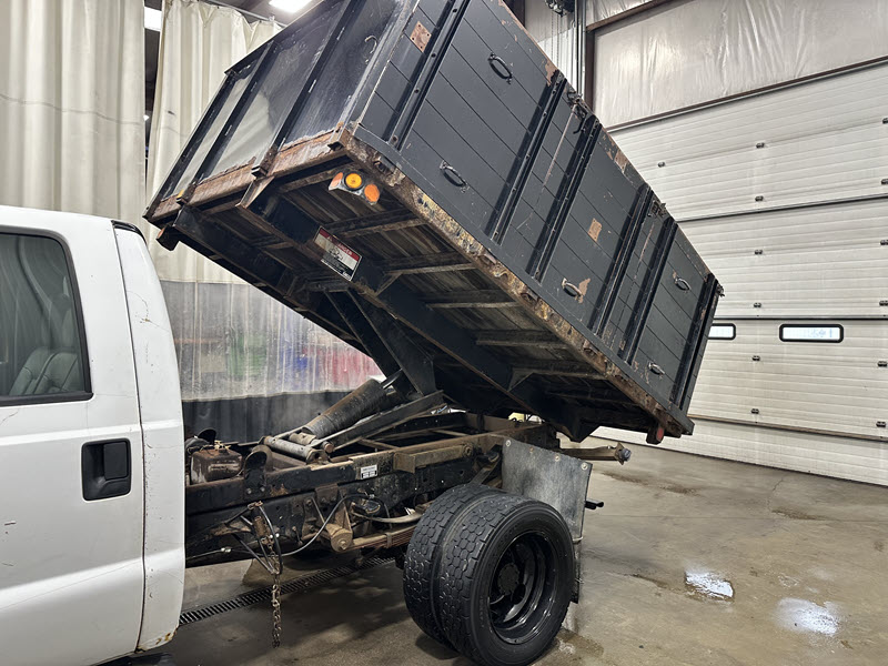 Salvage 2015 Ford F-450 XL Super Duty Dump CLEAN TITLE | X2 BUILDERS