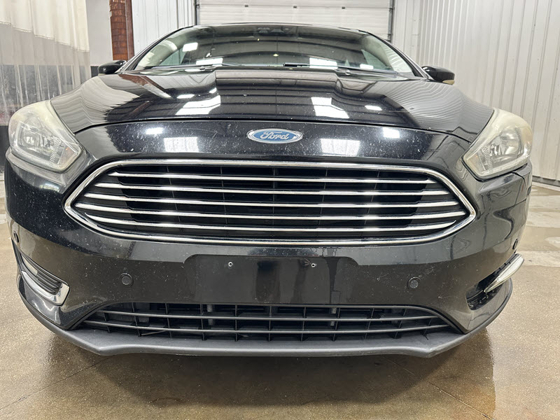 Salvage 2016 Ford Focus Titanium | X2 BUILDERS