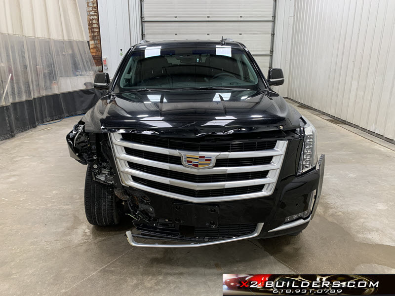 Salvage 2017 Cadillac Escalade Luxury 4x4 | X2 BUILDERS