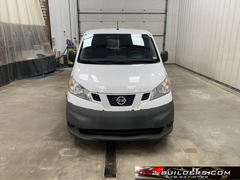 Salvage 2017 Nissan NV200 S | X2 BUILDERS