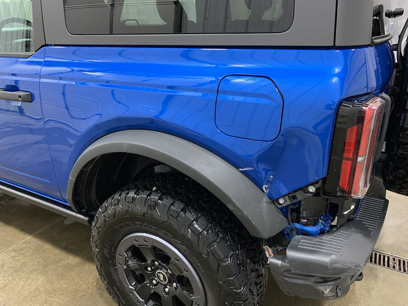 Salvage 2022 Ford Bronco Base | X2 BUILDERS