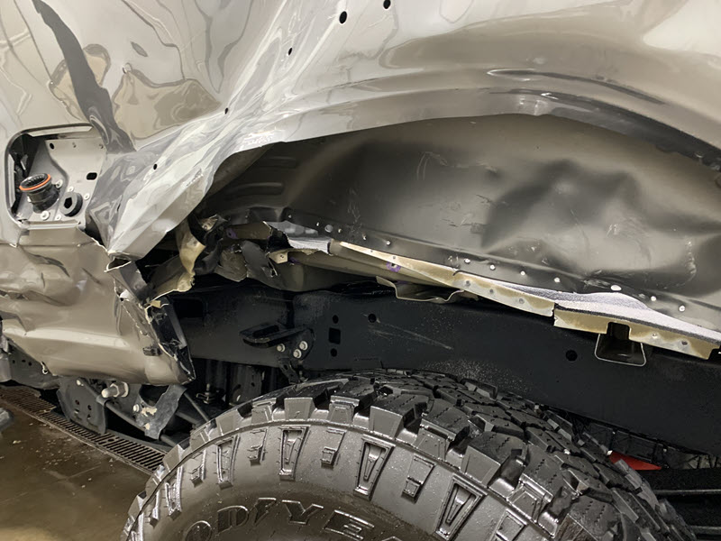 Salvage 2022 Ford F-250 Lariat SuperDuty Tremor 4x4 | X2 BUILDERS