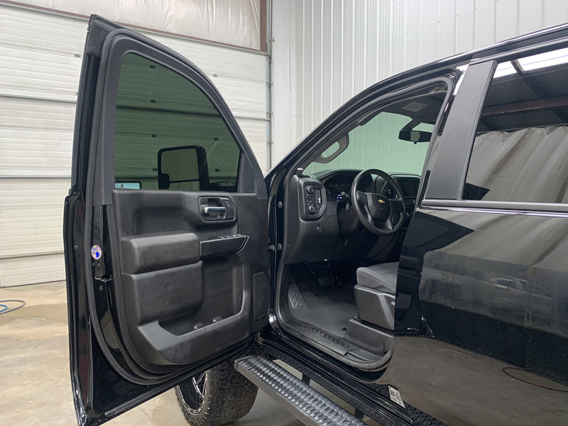 Salvage 2023 Chevrolet Silverado K2500 HD Custom 4x4 | X2 BUILDERS