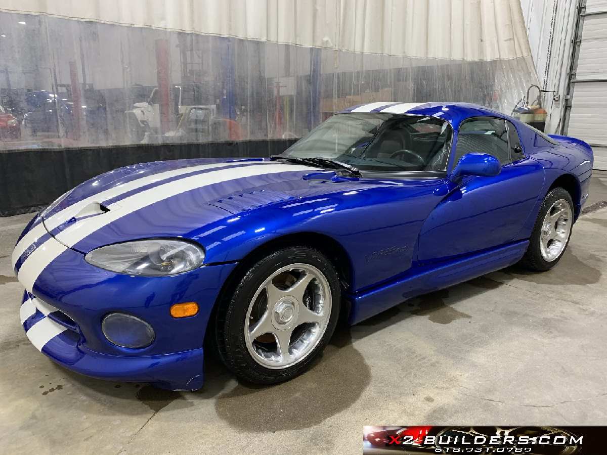 Salvage 1996 Dodge Viper GTS | X2 BUILDERS